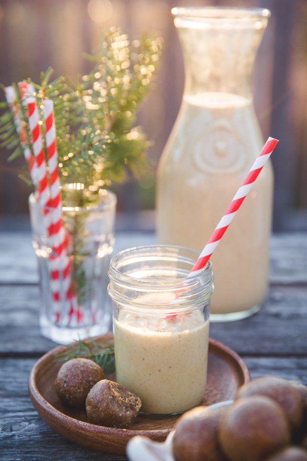 Raw "Eggnog" & Gingerbread Bites