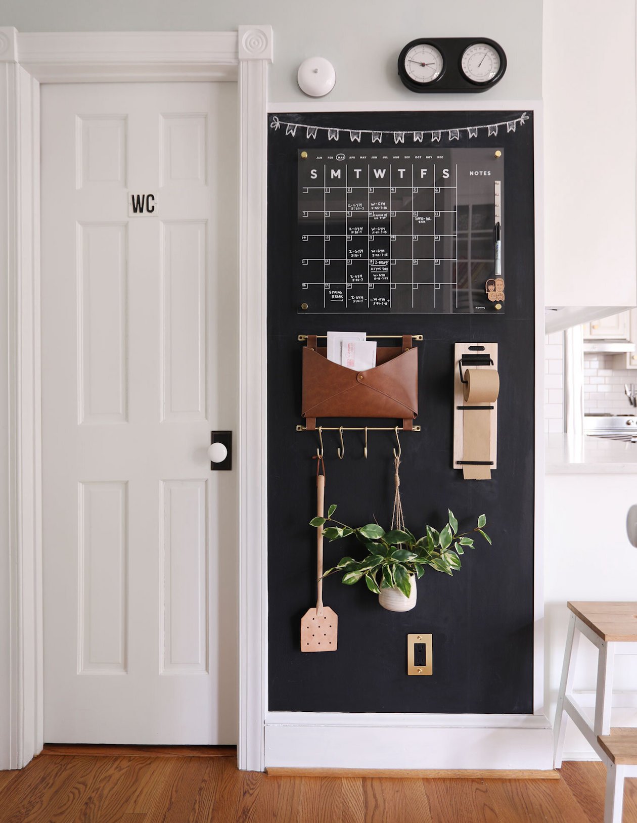 Smart Family Command Center Ideas to Keep You Organized