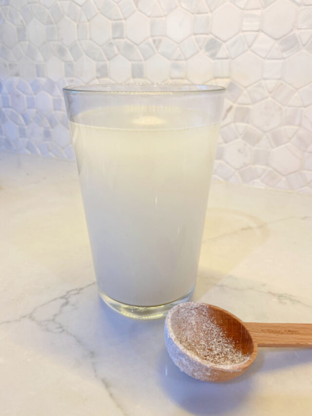 How to Make a Homemade Oatmeal Bath for Babies